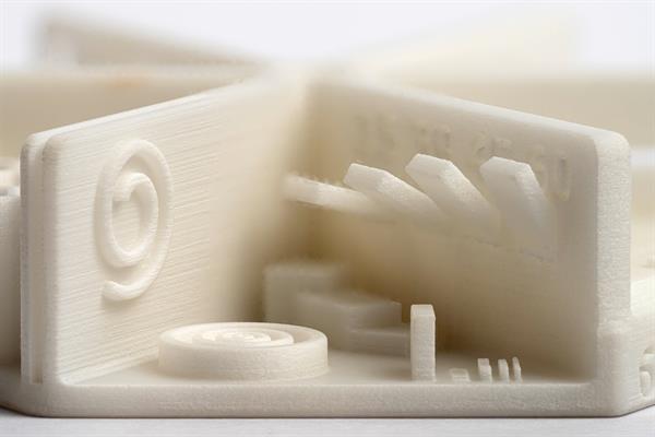 Exceptional capacity of additive manufacturing for technical ceramic ...